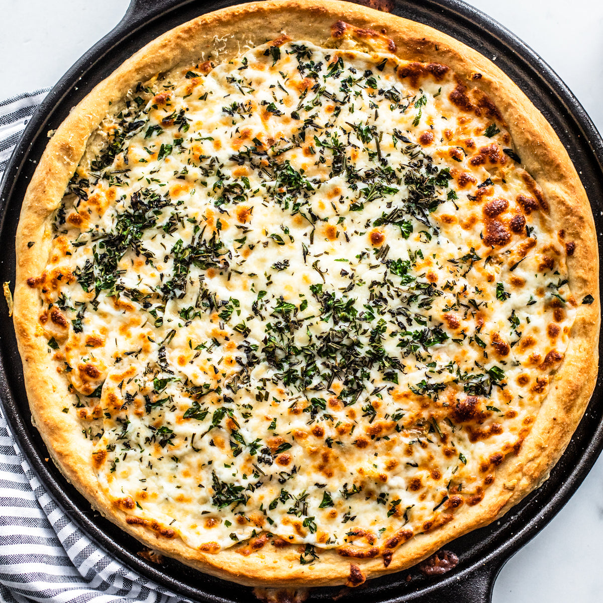 Garlic and Herb Three Cheese Pizza — NutriChef Kitchen